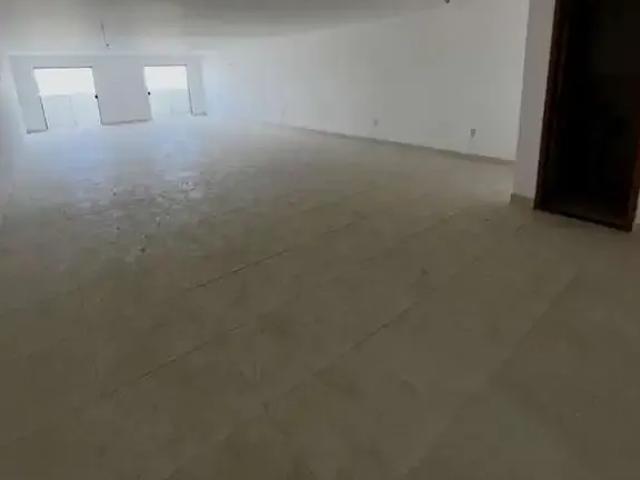 Conj. Comercial / Sala para Locação em São Pedro da Aldeia/RJ Nova São Pedro
