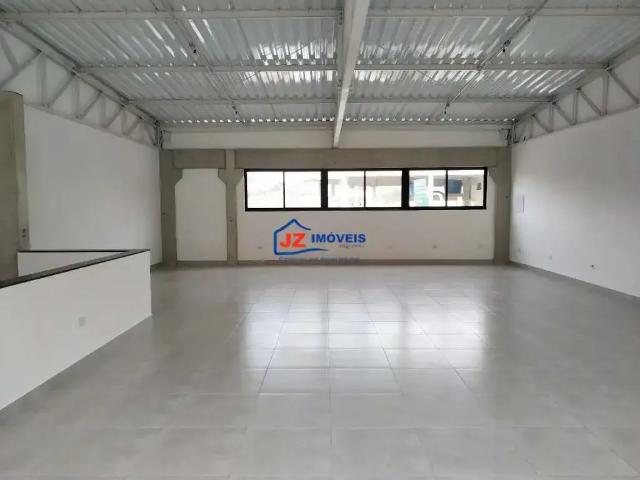 Conj. Comercial / Sala para Locação em São Roque/SP Centro