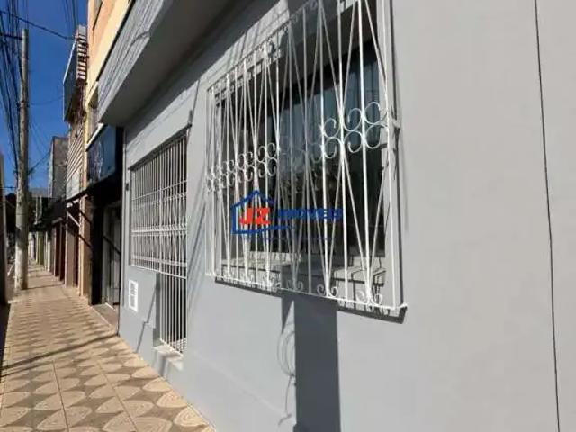 Conj. Comercial / Sala para Locação em São Roque/SP Centro 3 Quartos