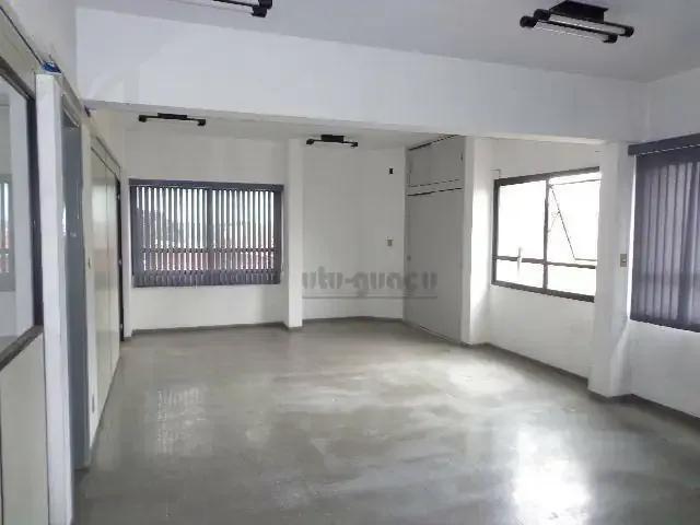 Conj. Comercial / Sala para Locação em Salto/SP Centro