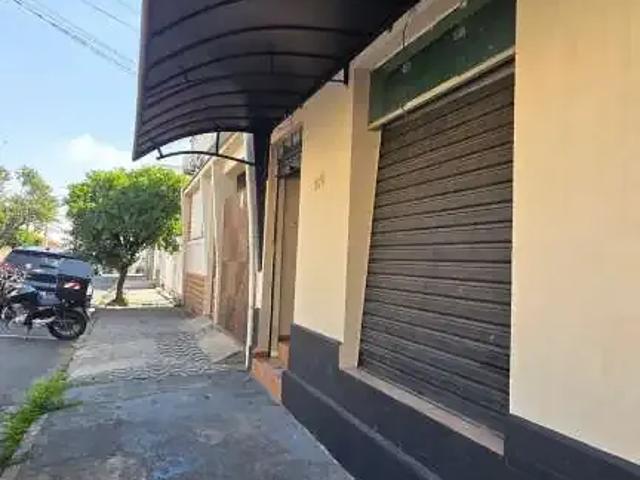 Conj. Comercial / Sala para Locação em Salto/SP Centro