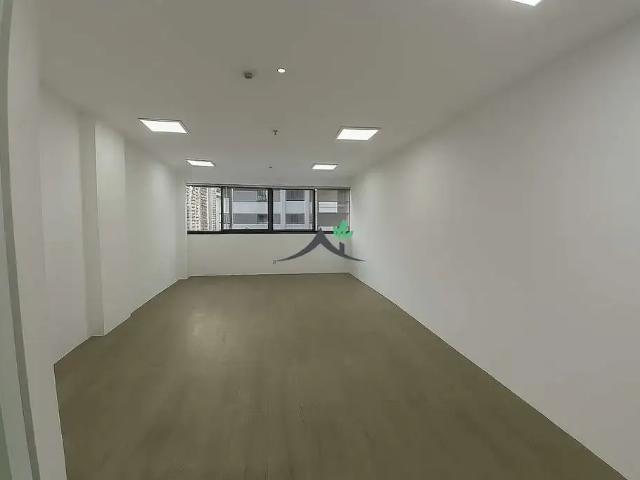Conj. Comercial / Sala para Locação em Salvador/BA Caminho das Árvores
