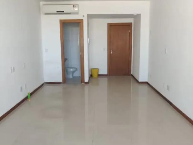 Conj. Comercial / Sala para Locação em Salvador/BA Caminho das Árvores