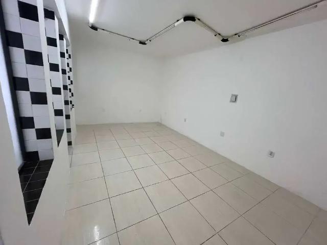 Conj. Comercial / Sala para Locação em Salvador/BA Caminho das Árvores