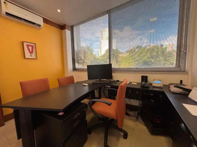 Conj. Comercial / Sala para Locação em Salvador/BA Caminho das Árvores