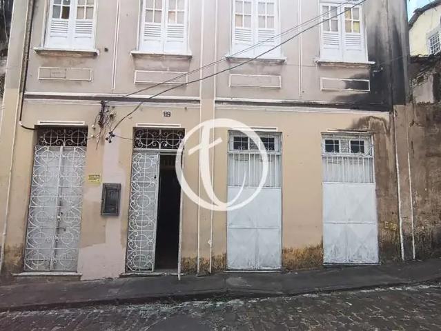 Conj. Comercial / Sala para Locação em Salvador/BA Dois de Julho 4 Quartos