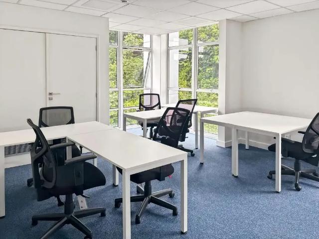 Conj. Comercial / Sala para Locação em Salvador/BA Itaigara