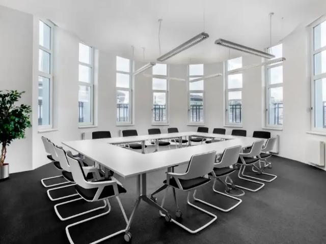 Conj. Comercial / Sala para Locação em Salvador/BA Itaigara
