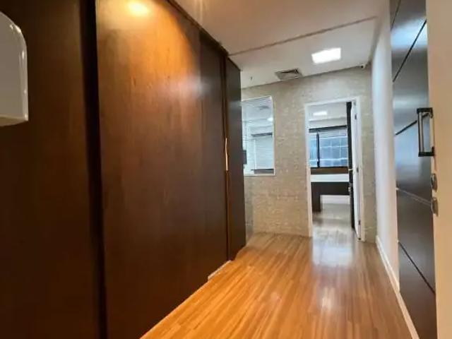 Conj. Comercial / Sala para Locação em Salvador/BA Paralela