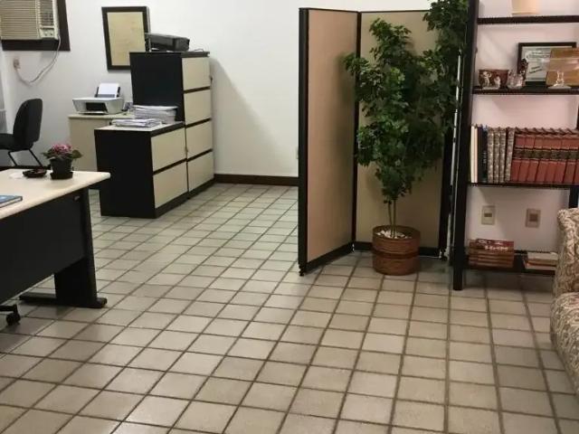 Conj. Comercial / Sala para Locação em Salvador/BA Parque Bela Vista
