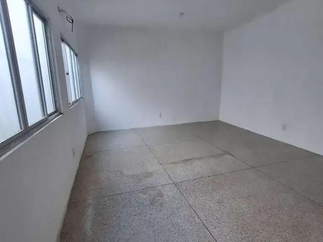 Conj. Comercial / Sala para Locação em Salvador/BA Roma