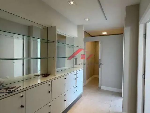 Conj. Comercial / Sala para Locação em Santo André/SP Campestre
