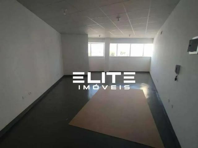 Conj. Comercial / Sala para Locação em Santo André/SP Casa Branca