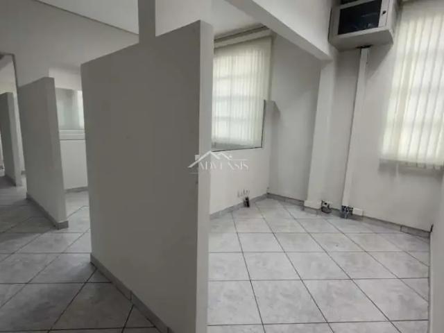 Conj. Comercial / Sala para Locação em Santo André/SP Centro