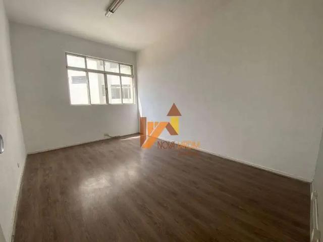 Conj. Comercial / Sala para Locação em Santo André/SP Centro