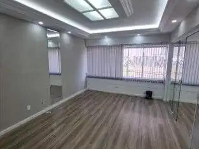 Conj. Comercial / Sala para Locação em Santo André/SP Centro