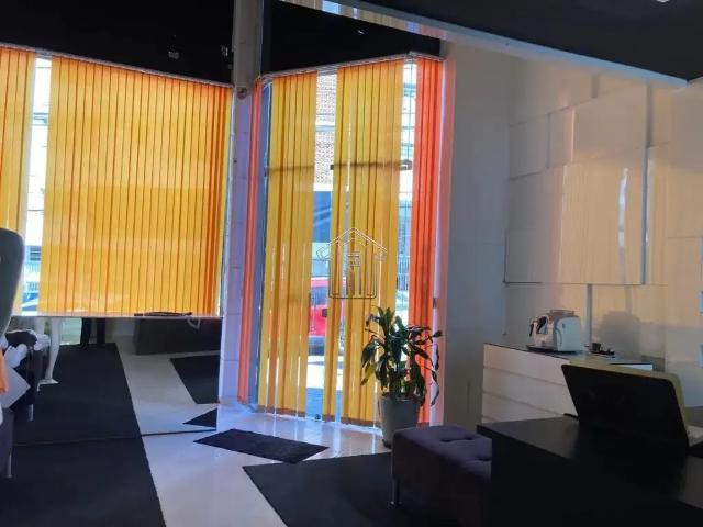 Conj. Comercial / Sala para Locação em Santo André/SP Centro
