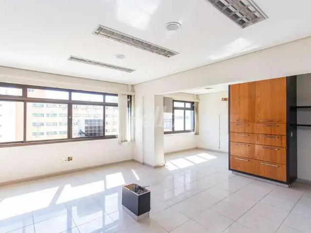 Conj. Comercial / Sala para Locação em Santo André/SP Centro