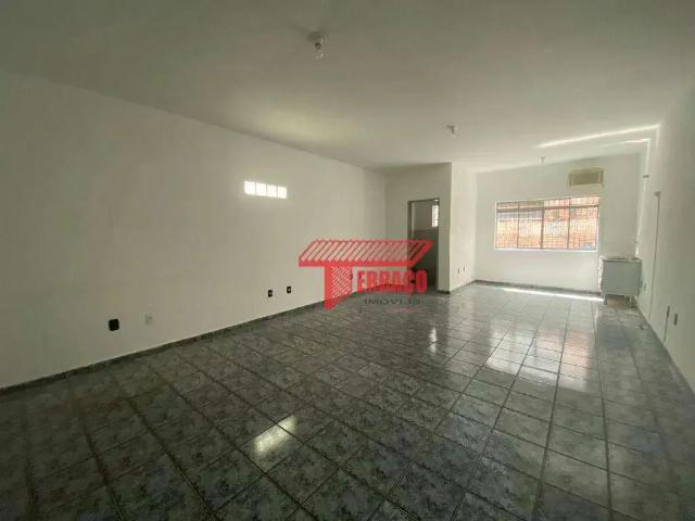 Conj. Comercial / Sala para Locação em Santo André/SP Jardim do Estádio