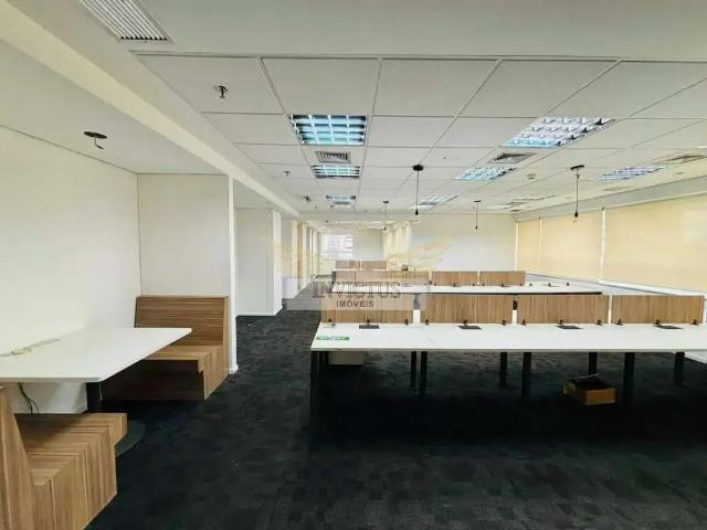 Conj. Comercial / Sala para Locação em Santo André/SP Jardim