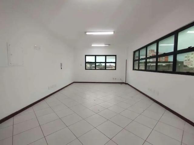 Conj. Comercial / Sala para Locação em Santos/SP Aparecida