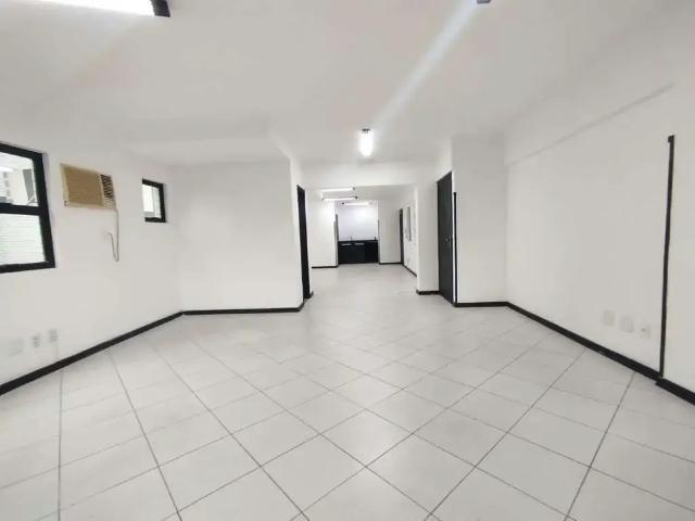 Conj. Comercial / Sala para Locação em Santos/SP Aparecida