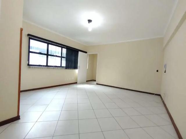 Conj. Comercial / Sala para Locação em Santos/SP Aparecida
