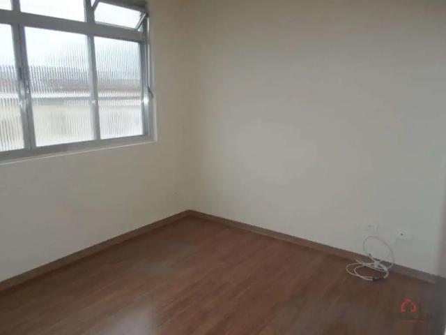 Conj. Comercial / Sala para Locação em Santos/SP Boqueirão