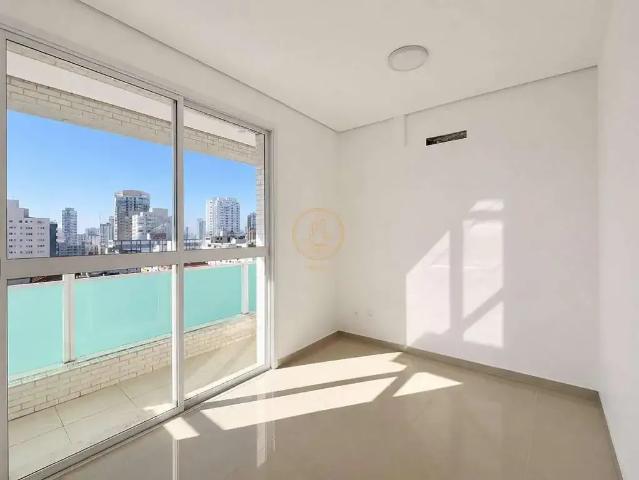 Conj. Comercial / Sala para Locação em Santos/SP Boqueirão