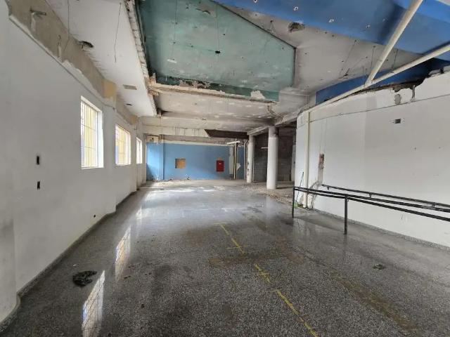Conj. Comercial / Sala para Locação em Santos/SP Centro