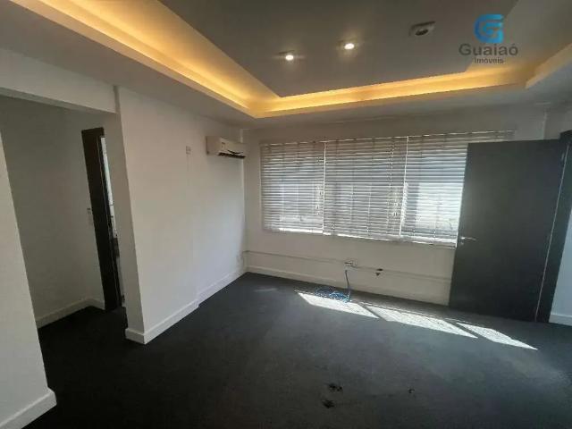 Conj. Comercial / Sala para Locação em Santos/SP Centro