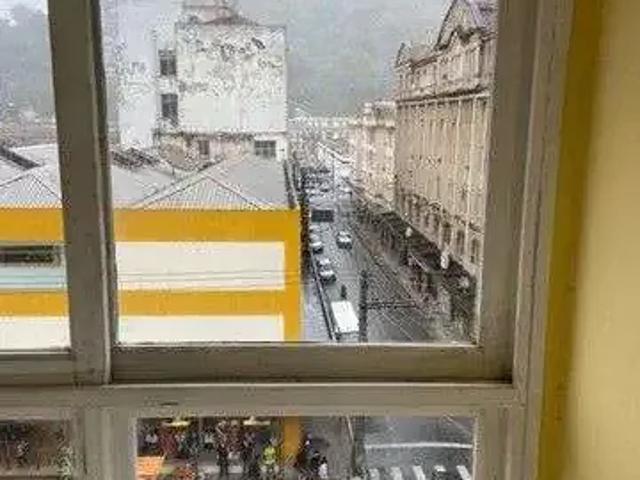 Conj. Comercial / Sala para Locação em Santos/SP Centro