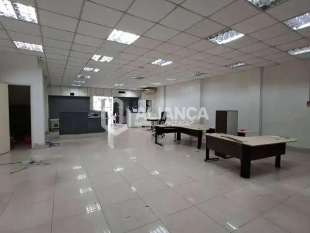 Conj. Comercial / Sala para Locação em Santos/SP Centro