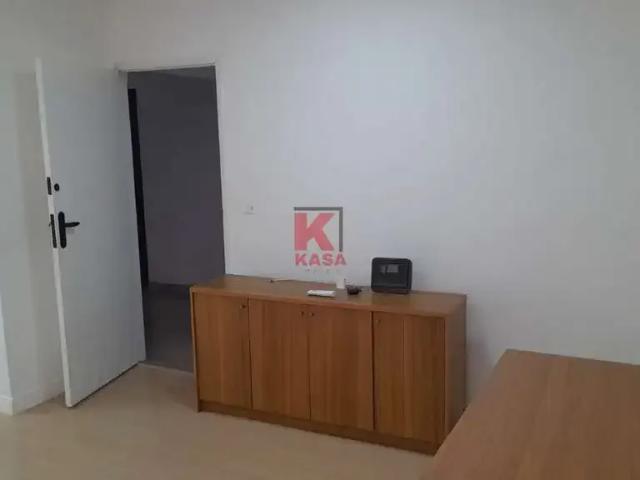 Conj. Comercial / Sala para Locação em Santos/SP Centro