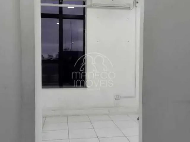 Conj. Comercial / Sala para Locação em Santos/SP Embaré