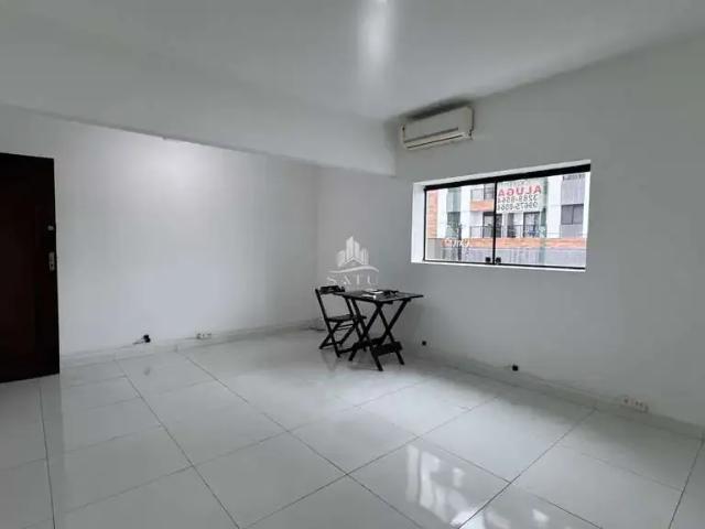 Conj. Comercial / Sala para Locação em Santos/SP Embaré