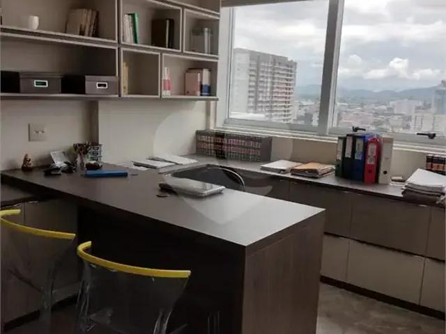 Conj. Comercial / Sala para Locação em Santos/SP Encruzilhada