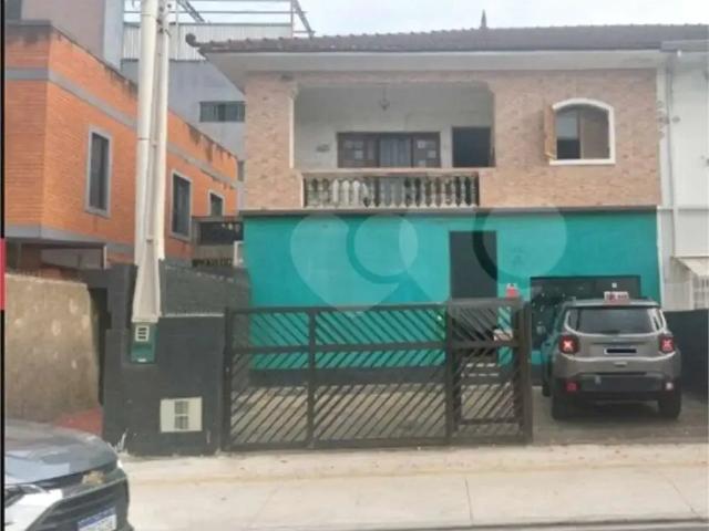 Conj. Comercial / Sala para Locação em Santos/SP Gonzaga