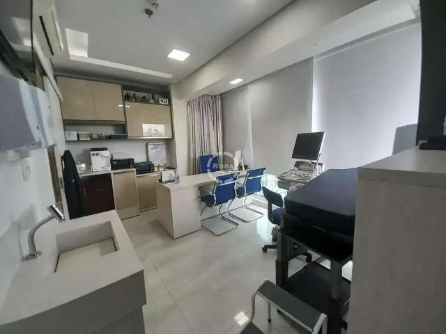Conj. Comercial / Sala para Locação em Santos/SP Gonzaga