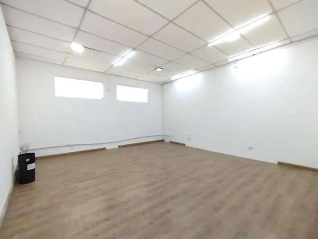 Conj. Comercial / Sala para Locação em Santos/SP Gonzaga