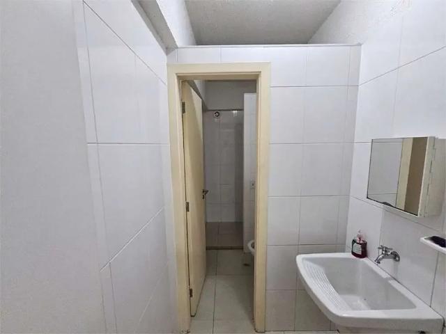 Conj. Comercial / Sala para Locação em Santos/SP Vila Nova