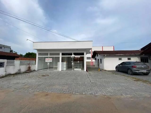 Conj. Comercial / Sala para Locação em Schroeder/SC Centro Norte