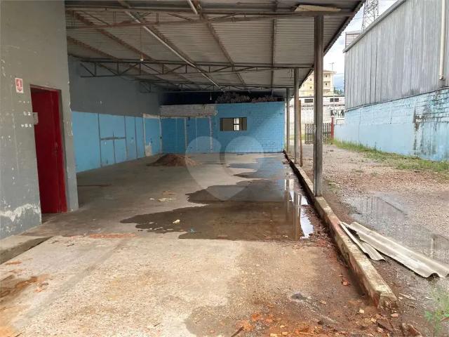 Conj. Comercial / Sala para Locação em Sorocaba/SP Jardim São Carlos