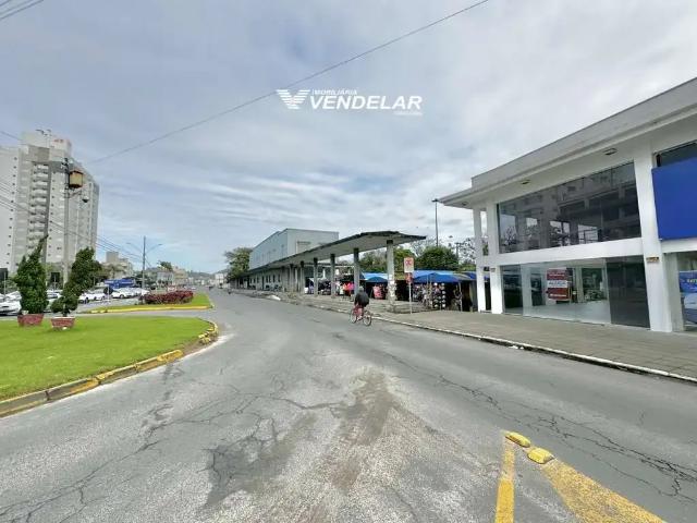 Conj. Comercial / Sala para Locação em Tubarão/SC Centro