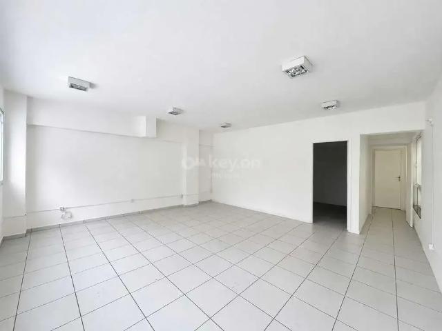 Conj. Comercial / Sala para Locação em Tubarão/SC Dehon