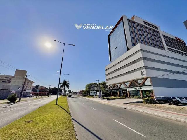 Conj. Comercial / Sala para Locação em Tubarão/SC Passagem