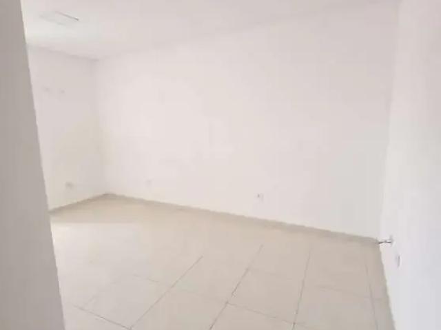 Conj. Comercial / Sala para Locação em Taubaté/SP Areao
