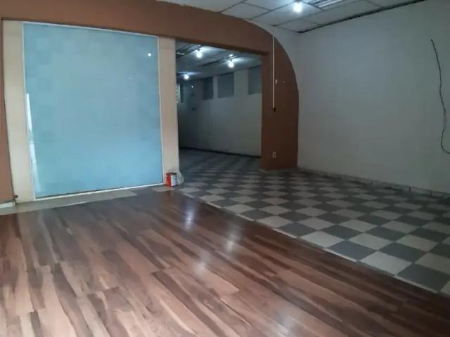 Conj. Comercial / Sala para Locação em Taubaté/SP Centro