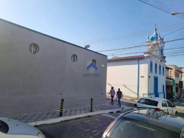 Conj. Comercial / Sala para Locação em Taubaté/SP Centro