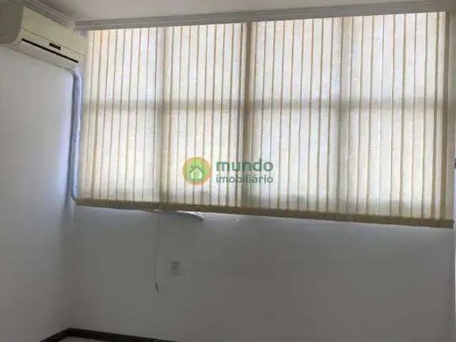 Conj. Comercial / Sala para Locação em Taubaté/SP Centro